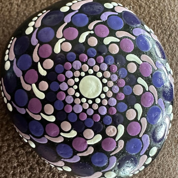 Simple Mandala Rocks | Painted Rocks | Paperweights | Rock Art | Dot ...