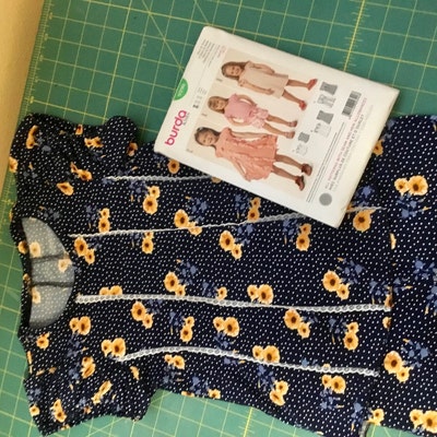 1950s Full and Half Aprons Sewing Pattern Simplicity 8762, Kwik Sew ...