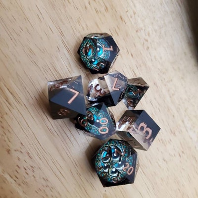 Dnd Purple Blue Sharp Edge Resin D6 DD RPG Polyhedral Dice Set for ...