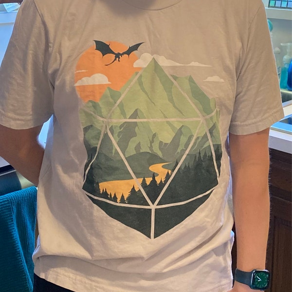 A D20 Scene Shirt | | Dnd Gift | Dungeons and Dragons Present | Rpg ...