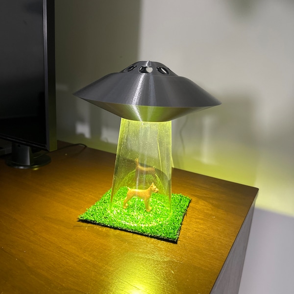 Ufo Alien Abduction Desk Lamp Sci Fi Silver Spaceship Outerspace Space ...