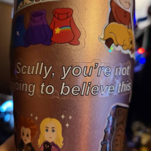 Alien Meme Subtitle Sticker | Television Show, Scully, Mulder ...