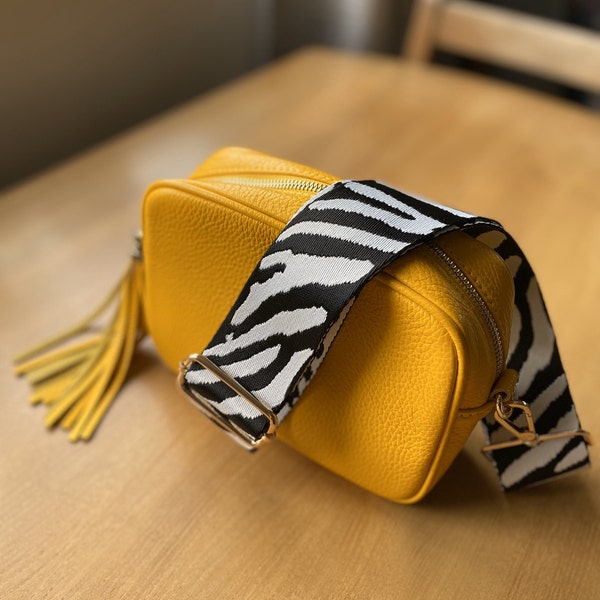 Real Leather Mini Crossbody Chain Bee Bag - Gold Hardware - Etsy UK