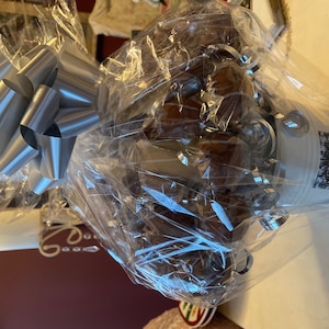 Slime Cake Pops, Slime Themed Cake Pops, Slime Chocolate, Slime Favors ...