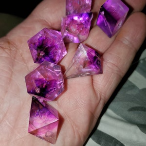 Sharp Edged Crystal Style Dice Set STL 3D Print Files papyrus Font - Etsy