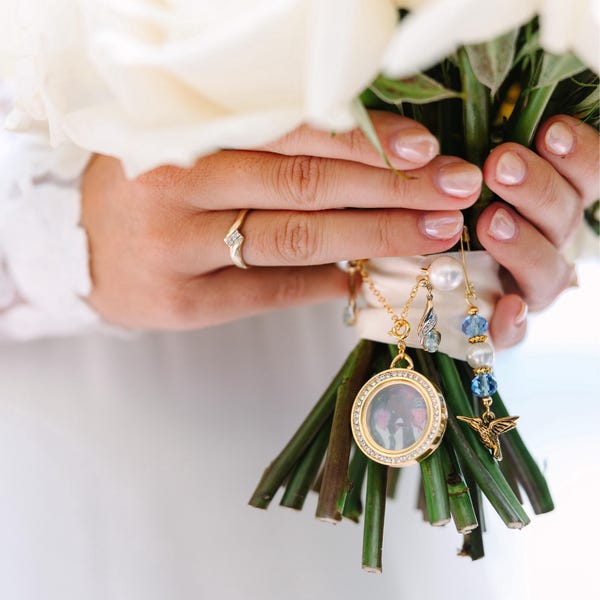 Gold Bridal Bouquet Locket - Modern Wedding Bouquet, Bride Gift ...
