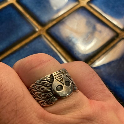 Willow Urn Signet Ring in Sterling Silver or Gold - Etsy