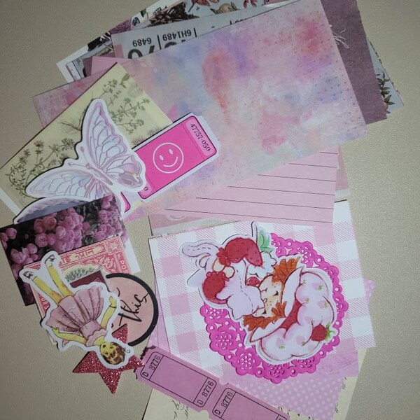 Mixed Grab Bag Ephemera Pack COLORFUL 40 Pieces, Unique Journal ...