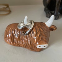 Bramble Farm Highland Cow Ring Holder Gift Boxed Ceramic Jewellery ...