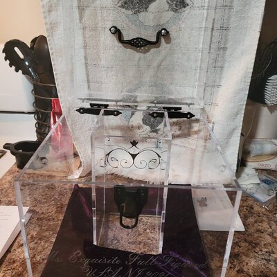 Tiara Carrying Case, Wedding Tiara Display Box - Etsy