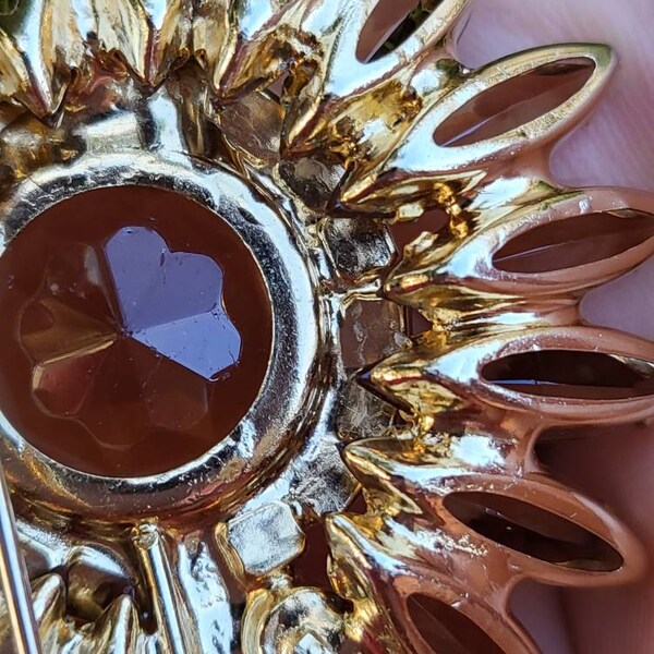 Signed Schreiner New York Shades of Green Masterpiece Brooch - Etsy