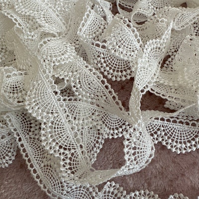 14 Yards Venice Lace Trim, Narrow Lace, Crochet Lace Trim, Scalloped ...