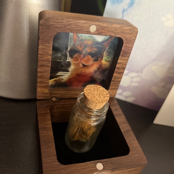 Custom Wooden Pet Fur Keepsake Box: Engraved Pet Memorial Gift - Etsy