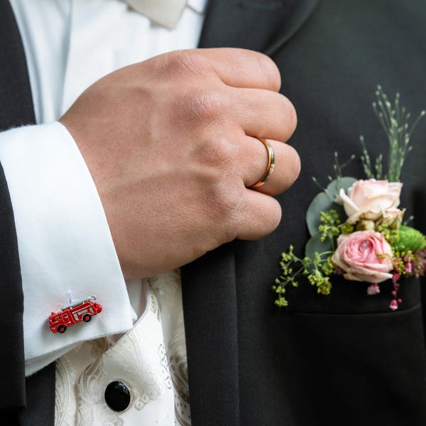 Transformers Decepticons Suit Pin Unique Decepticon Lapel Pin for Fans ...