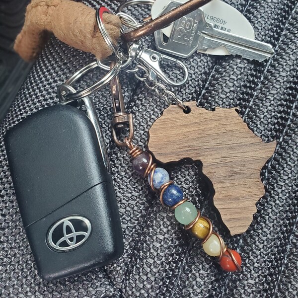 Africa Shape Wooden Keychain, Walnut Wood, Custom Engravable Keychain ...