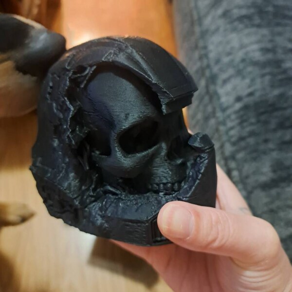 Hell Divers Battle Damaged Helmet - Etsy