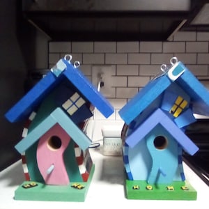 CROOKED BIRDHOUSE - Etsy