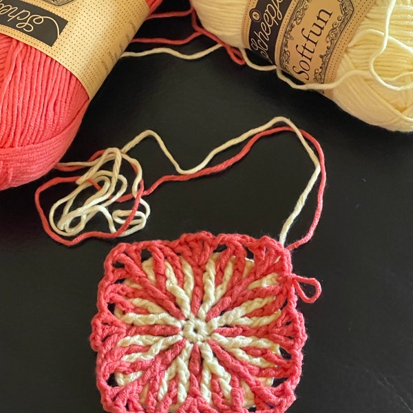 Blomma Square Crochet Pattern: Brioche Pillow Design (PDF, Video Tutorial) - Etsy