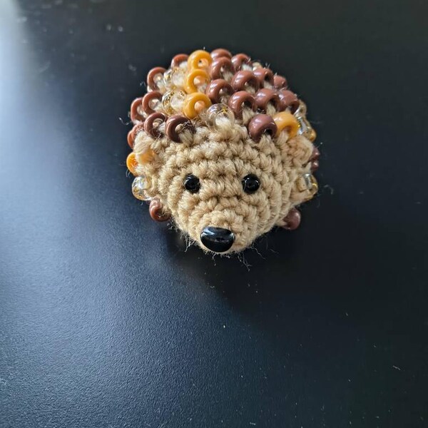 Beaded Fidget Hedgehog Crochet Pattern: Beginner Friendly, No Sew ...