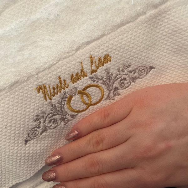 Wedding Frame Embroidery Design in SATIN STITCH for Monogram and ...