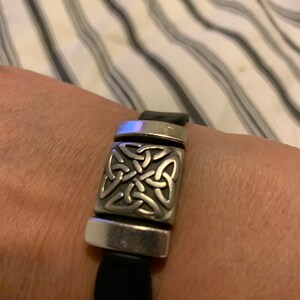 Infinity leather key fob leather key holder Leather tassels | Etsy