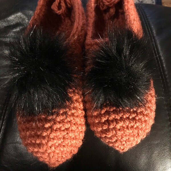 Adult CABIN SLIPPERS Crochet Pattern, Cabin Slippers, Adult Slippers ...