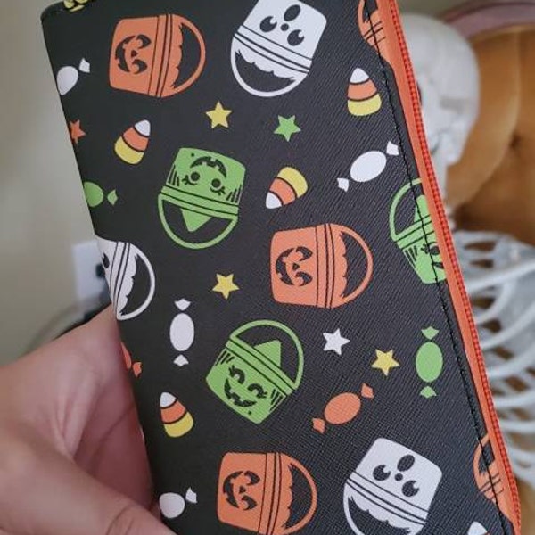 Boo Bucket Wallet Purse - Etsy