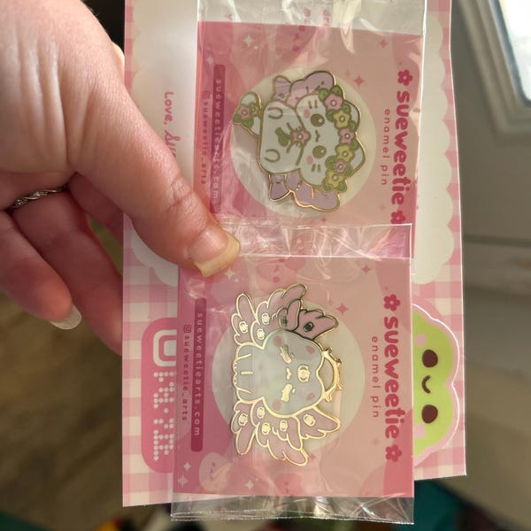 Sakura Flowers Floral Shark Enamel Pin | Cute Chibi Art Pet Kitty ...