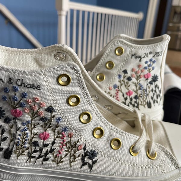 Embroidered Converse/ Custom Converse Chuck Taylor Embroidered Flowers ...
