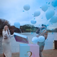 Giant Gender Reveal Balloon Box, Customisable Gender Reveal Balloon Box ...