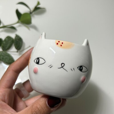 Large Gray Pot With Floral Design, Embossed Pot, 5 Pot, Flower Pot, 3D ...