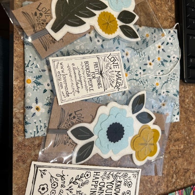 Pink Flower Bookmark With Elastic Band Bookish Gift for Booklovers ...