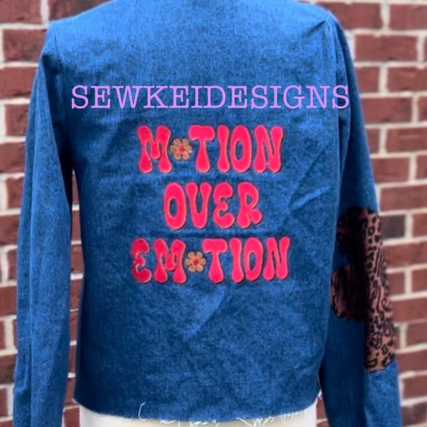 Audrey Font With Tails Swash Embroidery Machine Designs 654 Fonts 6 ...