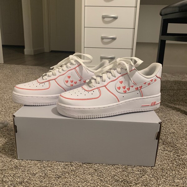 Sweet Pink Hearts Air Force 1’s | Air Force 1 Custom | Valentine ...
