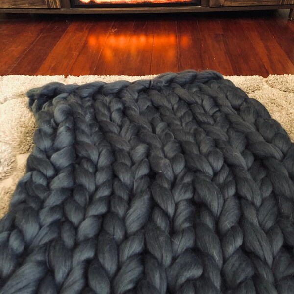 Dorm Room Chunky Knit Blanket – Merino Wool Throw for College Students ...