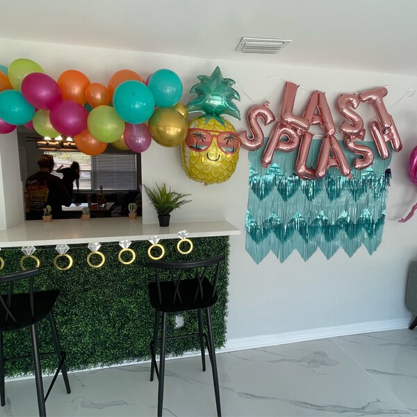 Last Splash Banner Bachelorette Party, Bridal Pool Party Tropical ...