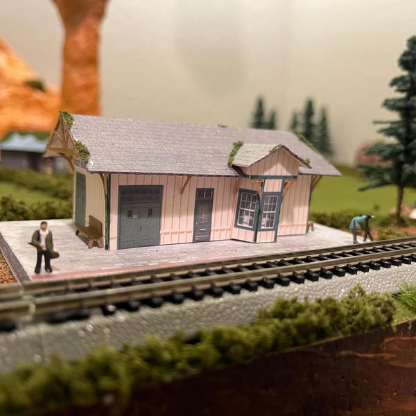 N Scale 1:160 or Z Scale 1/220 or T Gauge 1-450 Size Cardstock Pre-cut ...