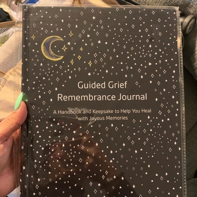 Guided Grief Remembrance Journal, A Handbook and Keepsake to Help You ...
