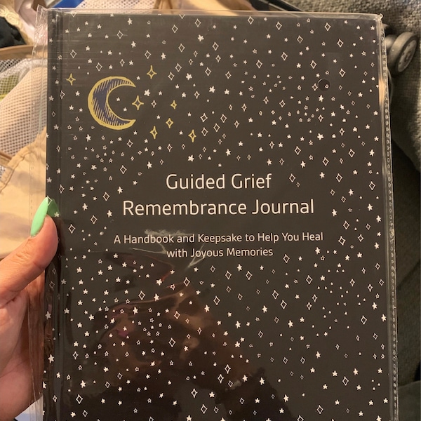 Guided Grief Remembrance Journal, A Handbook and Keepsake to Help You ...