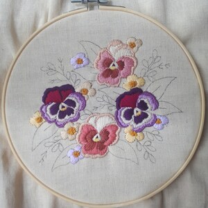 Pansy Embroidery Pattern. Beginner Embroidery. PDF Embroidery Pattern ...