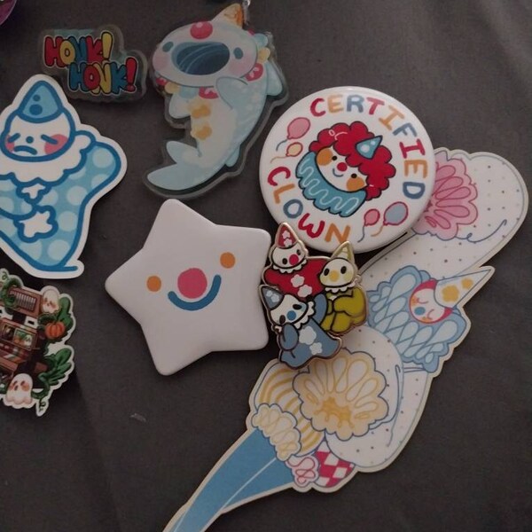 Cute Clowns Enamel Pin - Etsy