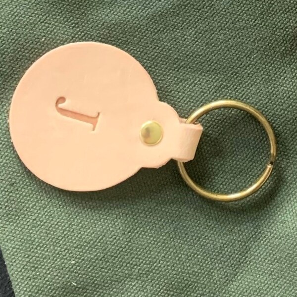 Custom Leather Circle Keychain. Monogrammed Personalized Full Grain ...