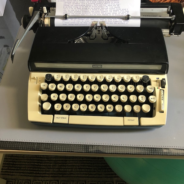 RARE FULLY FUNCTIONAL Gold Underwood Golden Touch Vintage Typewriter X ...