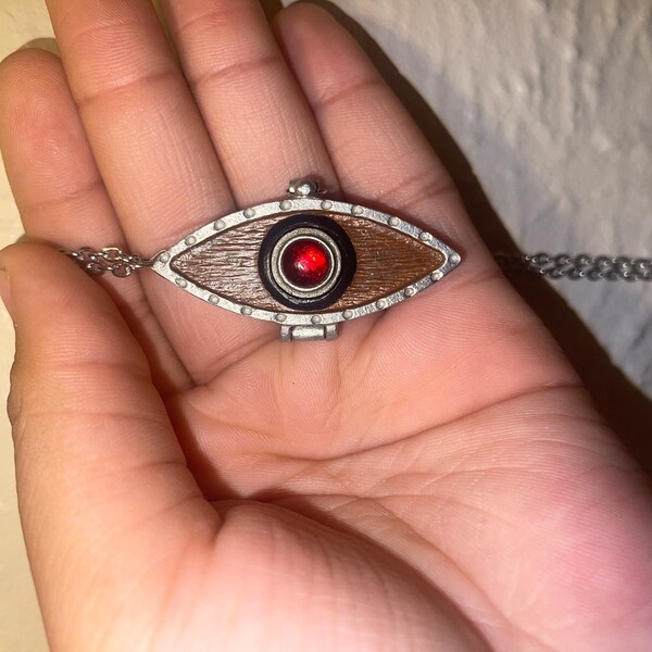 Anubis Nina's Locket, Eye of Horus - Etsy