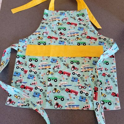 Girls Egg Gathering Apron, Kids Egg Aprons, Bee Theme Apron, Mommy's ...