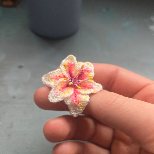 Crochet Pattern for a Calla Lily - Crochet Flower Pattern for an Arum ...