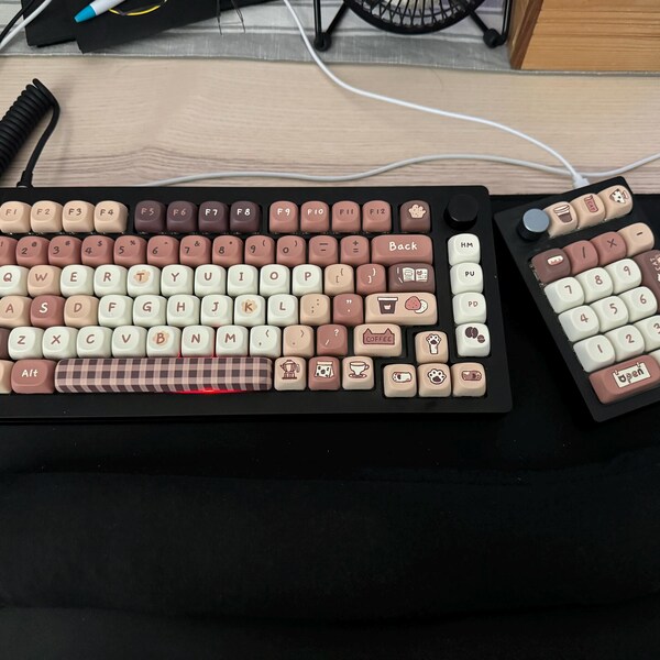 Pixelated Mario Keycap Set MOA and Cherry Profile Keycap Sets SNES ...