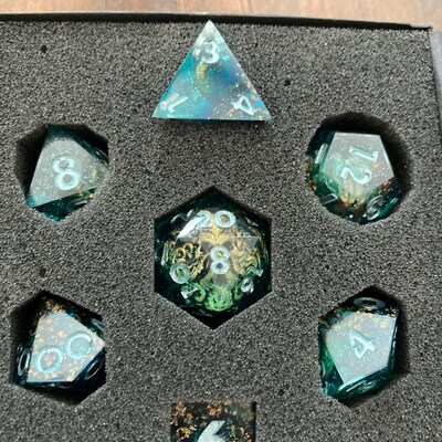 Dice Box, Hexagonal Dice Box, Solid Wood, Dungeons and Dragons, RPG ...