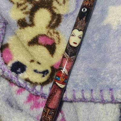 Evil Villain Pens With Swarovski Crystal maleficent ursula cruela ...