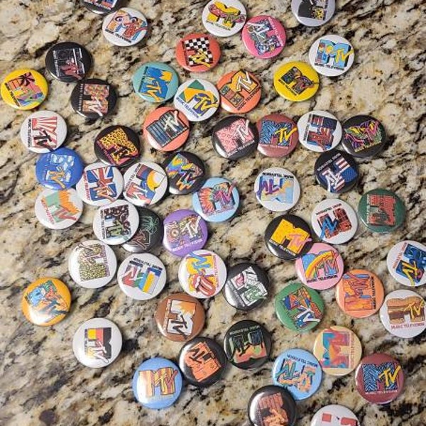 HAPPY FACE Smiley Face Buttons Artistic Colorful Cute Cheerful Joyful ...